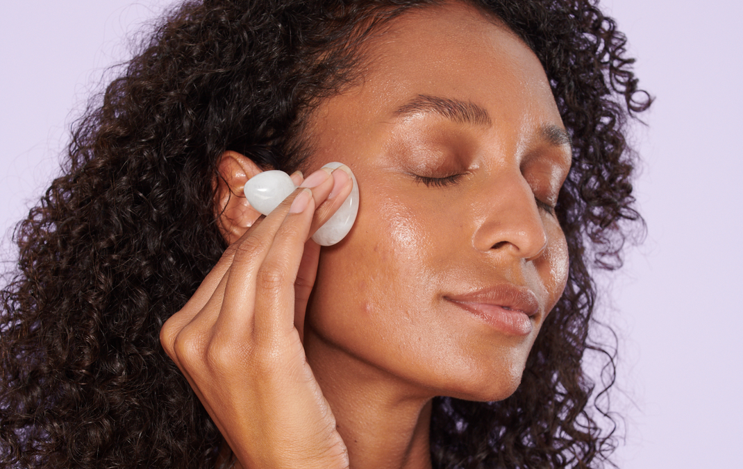 Facial Cupping To Sculpt The Jawline – Wildling